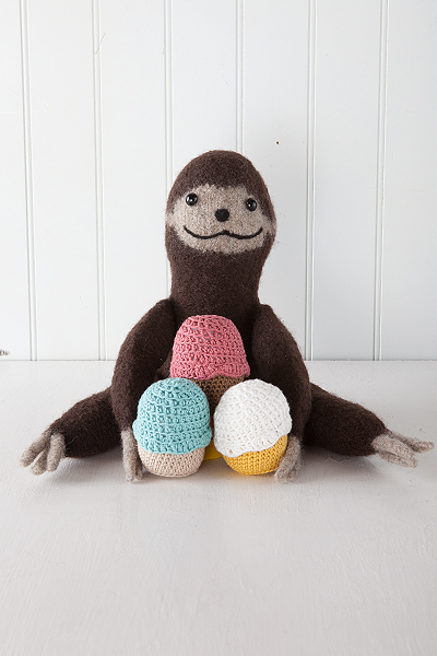 Toy Extras: Snacks for Hungry Sloths
